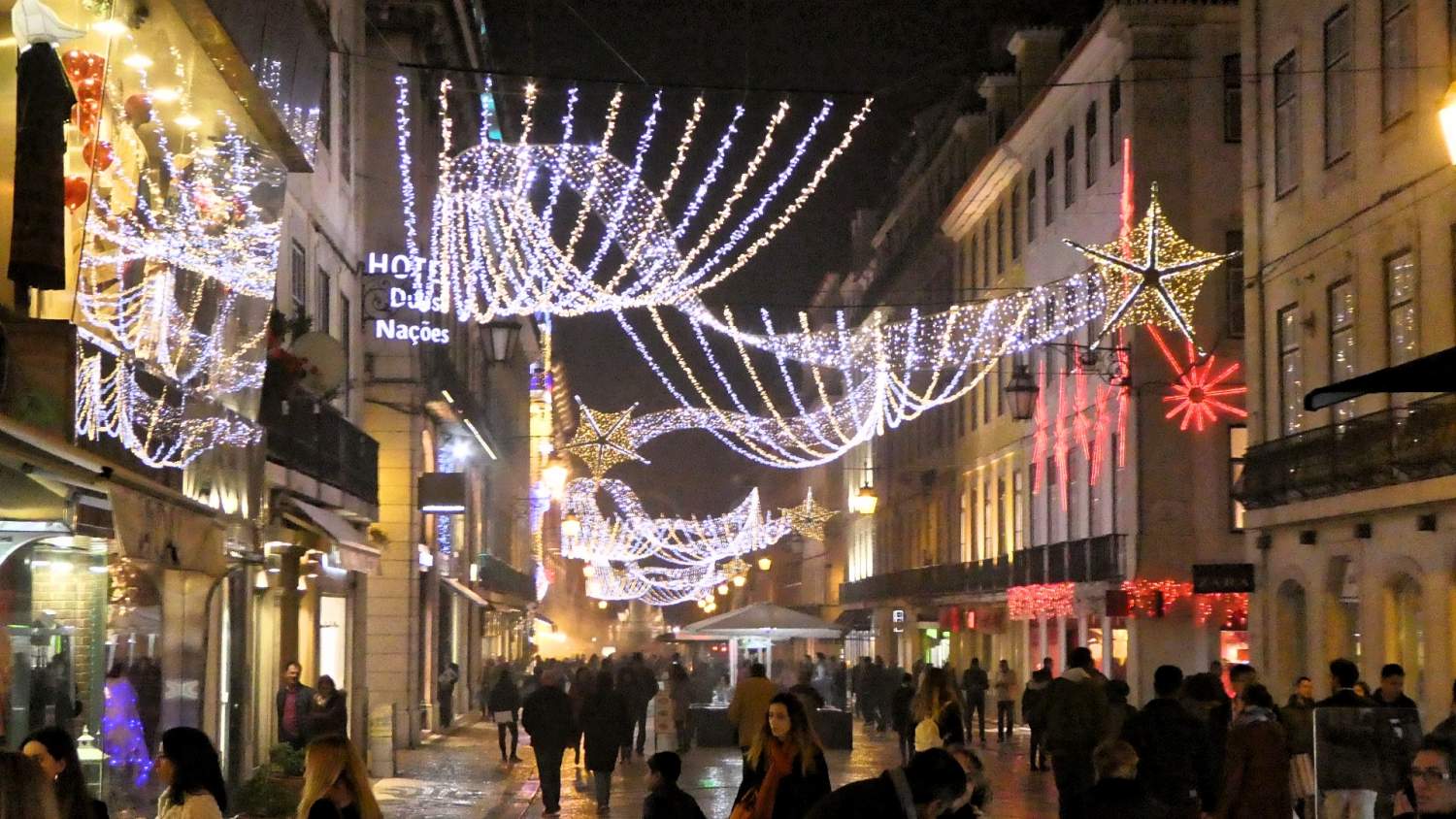 Lisbon's Christmas lights tour | Portugal Premium Tours